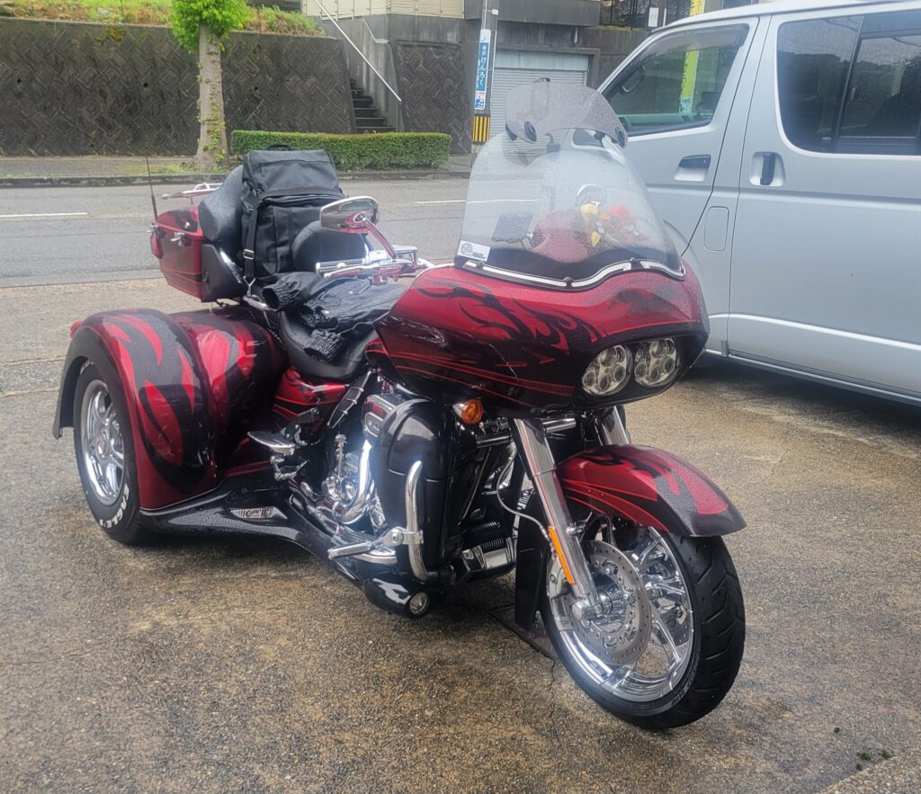 トライク三昧 – 『バイク屋 TOMBOY』